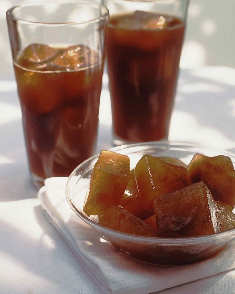 Cool fruity ice cubes to spice up your juices